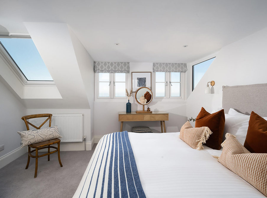 Merryn | Luxury Holiday House In St Ives | Sea Views and Parking